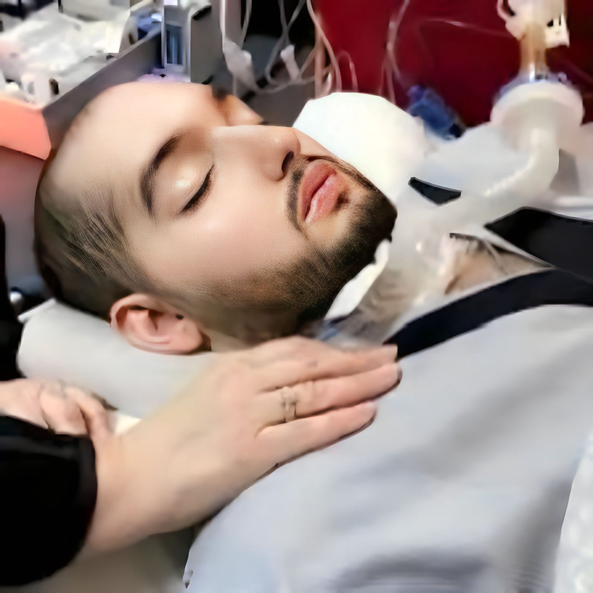 Saudi ‘Sleeping Prince’ Al Waleed Passes Away After 20 Years in Coma ...