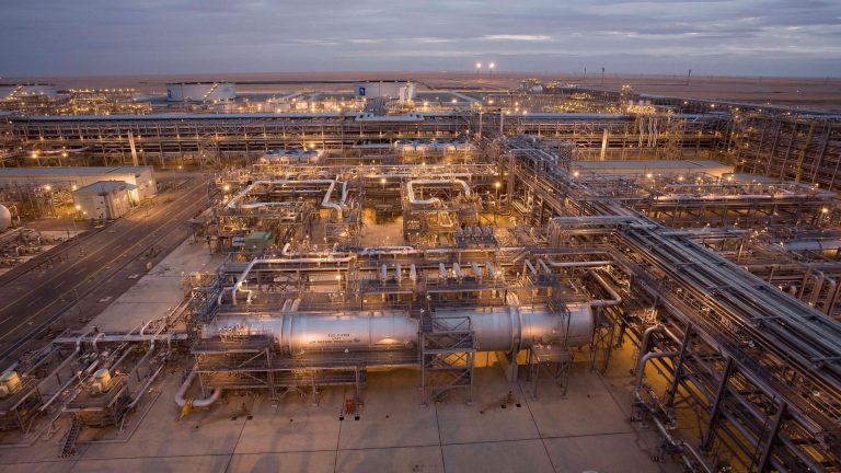 Saudi Aramco Signs $11 Billion Jafurah Gas Development Deal with ...